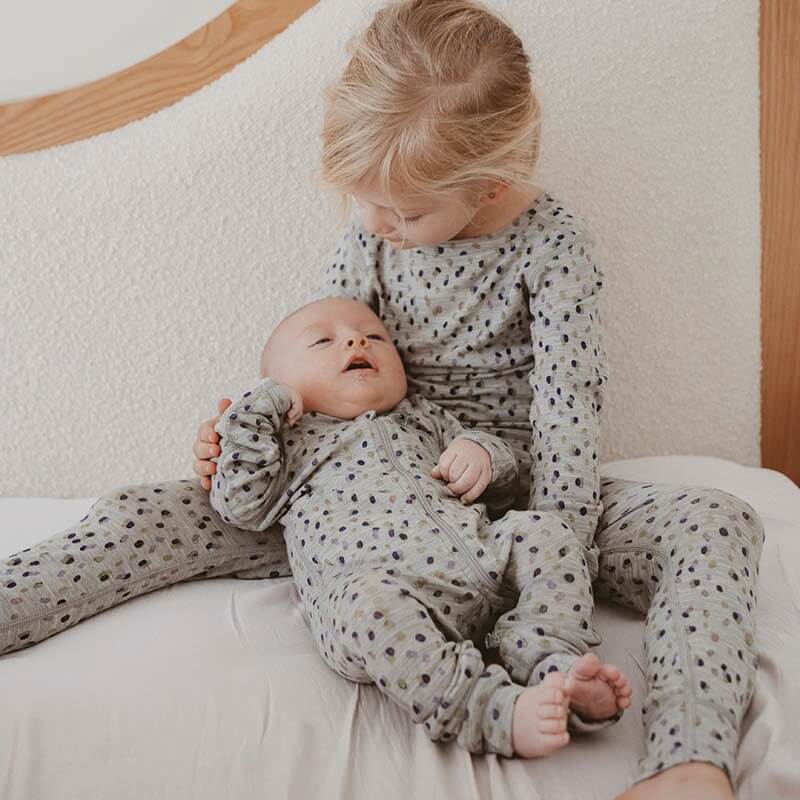Basics Merino Wool Onesie Scatter Print – Hello Night Kids